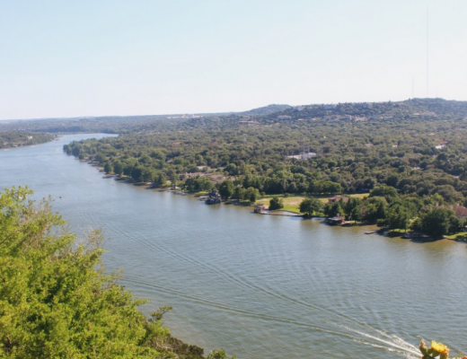 Pack With Me: What To Pack For Austin Texas | Passport to Eden