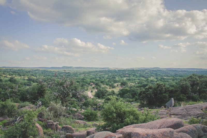 Hiking Enchanted Rock State Natural Area In Texas - Passport To Eden